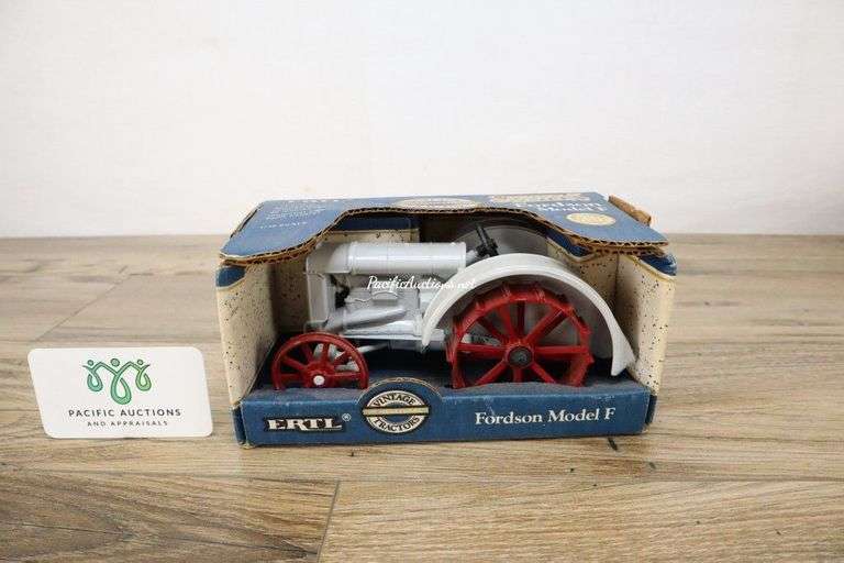 Fordson Model F Tractor, 1/16 Scale, Ertl Special Edition, Diecast ...