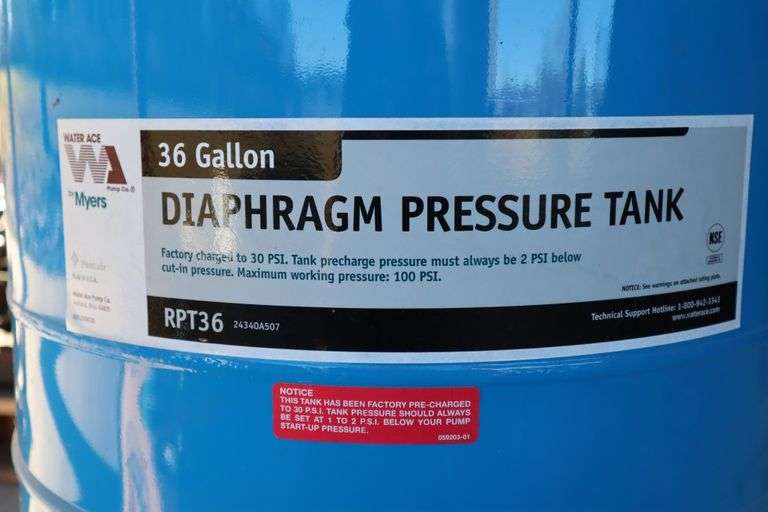 36 Gallon Diaphragm Pressure Tank With Pressure Switch And Gauge ...