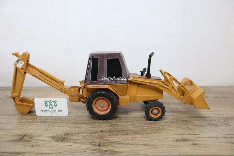 Case 580E Backhoe/Loader, Ertl, Diecast, Construction King, - Pacific ...