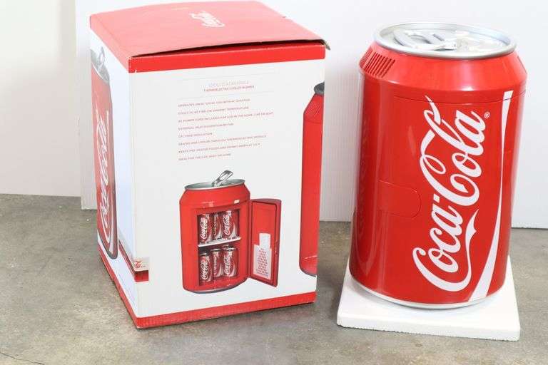 COCA COLA MINI FRIDGE WITH BOX. - Pacific Auctions And Appraisals