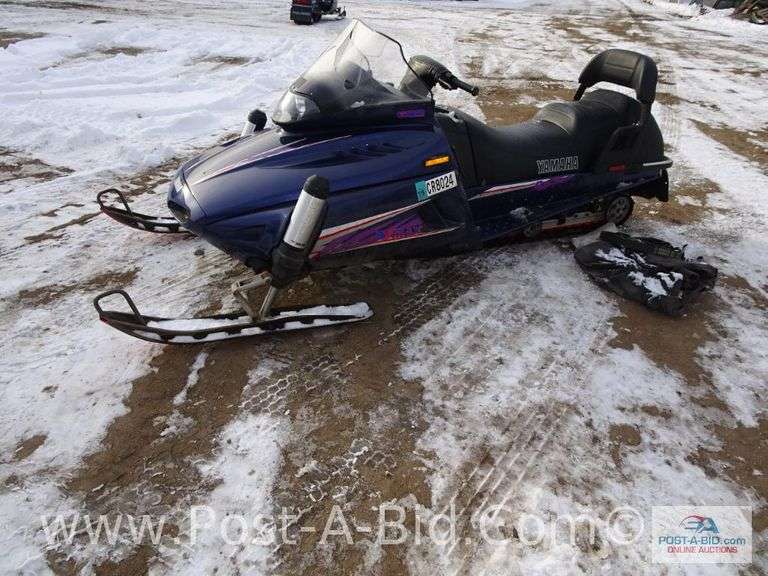 1995 Yamaha VMax 600 - Elsenpeter Auctions & Real Estate, Inc. dba Post ...