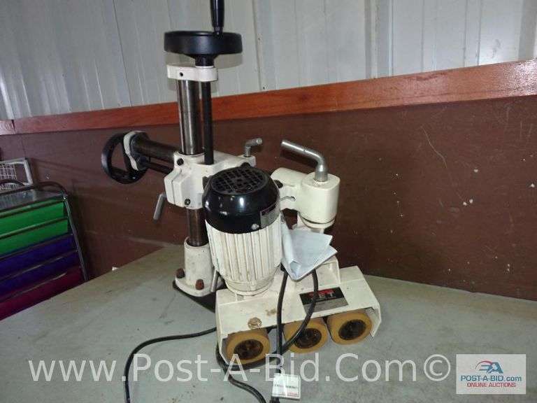 Jet Power Feeder, With Manual. - Elsenpeter Auctions & Real Estate, Inc ...