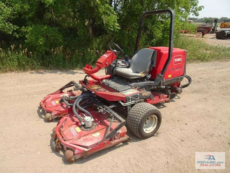 Toro 3500 D Sidewinder 3 - Elsenpeter Auctions & Real Estate, Inc. dba ...