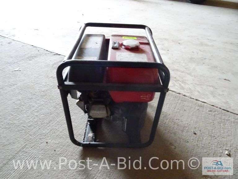 Honda EB3000 Generator, Owner - Elsenpeter Auctions & Real Estate, Inc ...