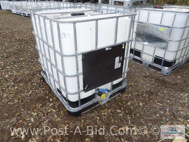 250 Gallon IBC Tote. - Elsenpeter Auctions & Real Estate, Inc. dba Post ...