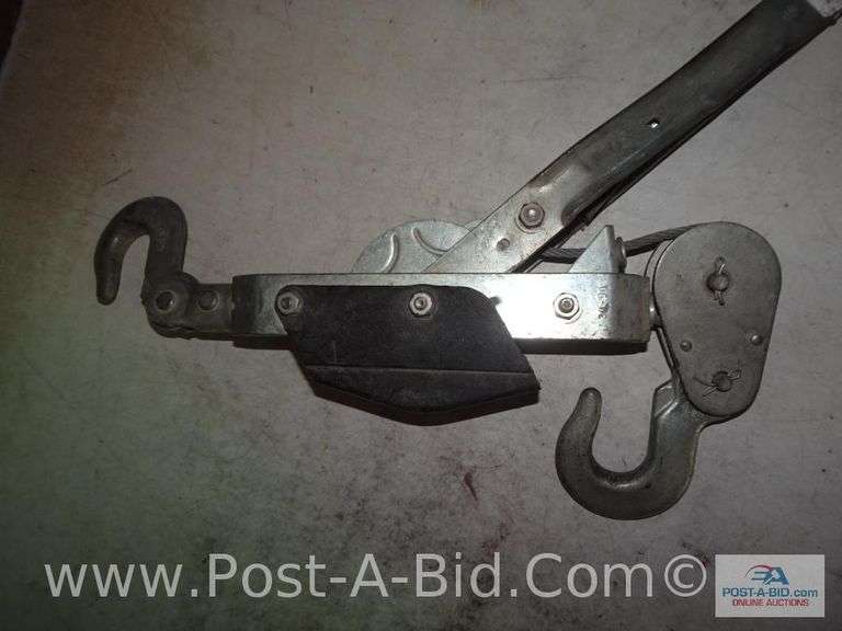 2 Ton Mini Mule Come Alon - Elsenpeter Auctions & Real Estate, Inc. dba ...