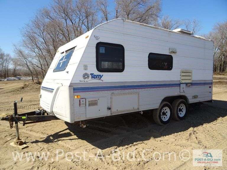 1995 Terry L Series 19 LE - Elsenpeter Auctions & Real Estate, Inc. dba ...