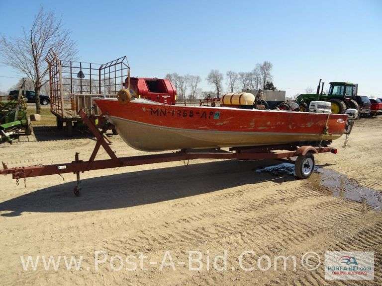 1969 18' Lund Fishing Boa - Elsenpeter Auctions & Real Estate, Inc. dba ...