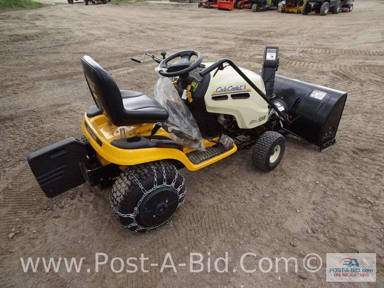 Cub Cadet LT 1050 Hydrost - Elsenpeter Auctions & Real Estate, Inc. dba ...