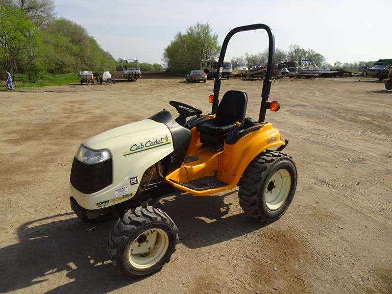 Cub Cadet 7284 Utility Tractor - Elsenpeter Auctions & Real Estate, Inc ...