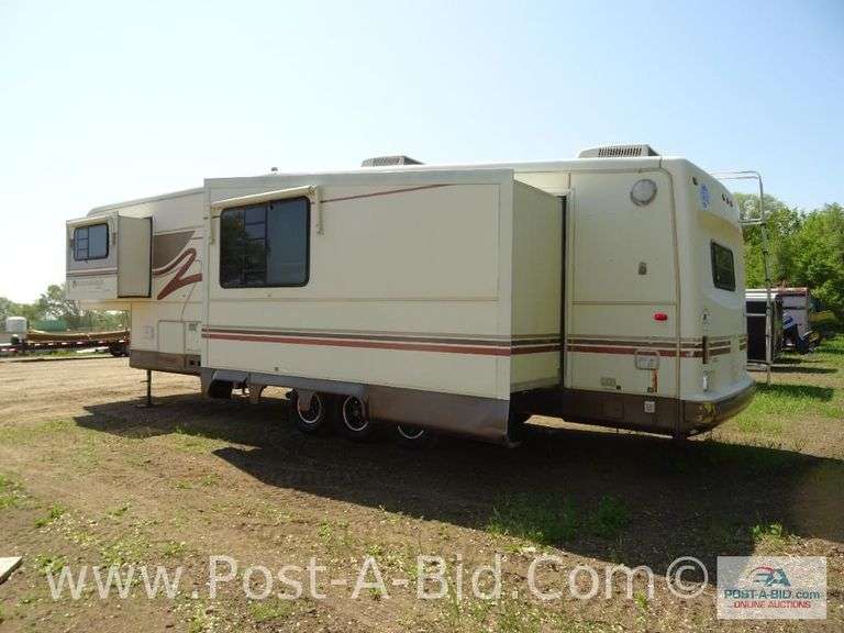 1996 Holiday Rambler 5th - Elsenpeter Auctions & Real Estate, Inc. dba ...