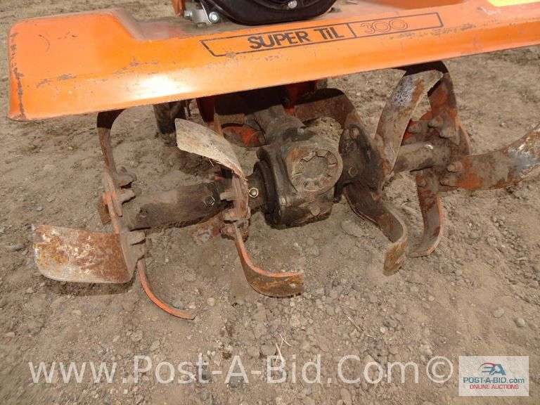 Super Till 300 Garden Til - Elsenpeter Auctions & Real Estate, Inc. dba ...