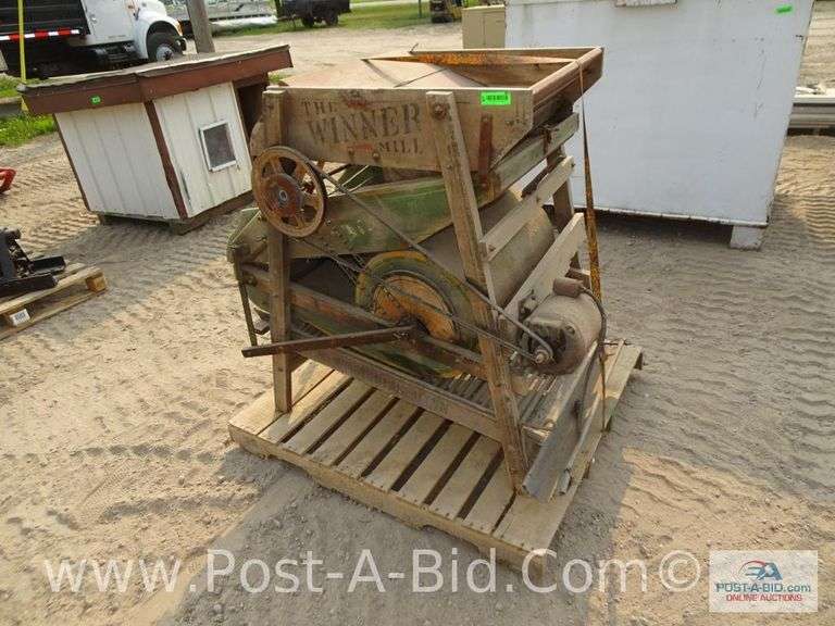 The Winner Fanning Mill. - Elsenpeter Auctions & Real Estate, Inc. dba ...
