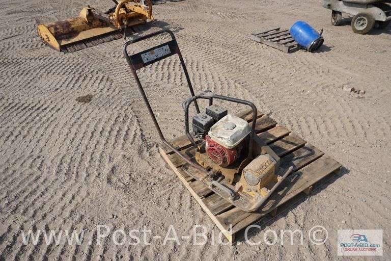 Wacker Plate Compactor, Owner - Elsenpeter Auctions & Real Estate, Inc ...