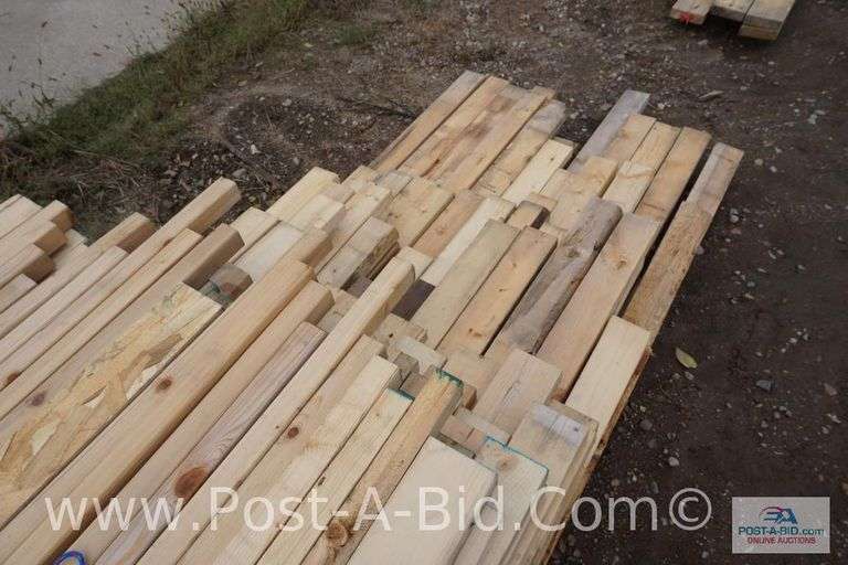 Bundle Of 2x4 Lumber- Var - Elsenpeter Auctions & Real Estate, Inc. dba ...