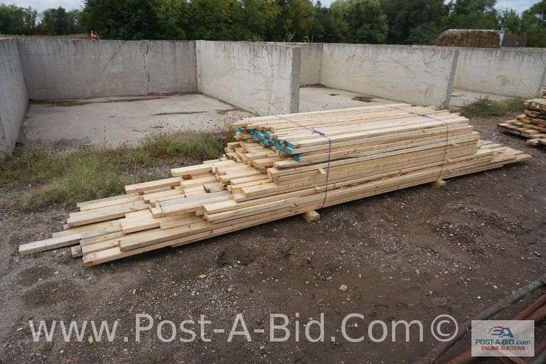 Bundle Of 2x4 Lumber- Var - Elsenpeter Auctions & Real Estate, Inc. dba ...