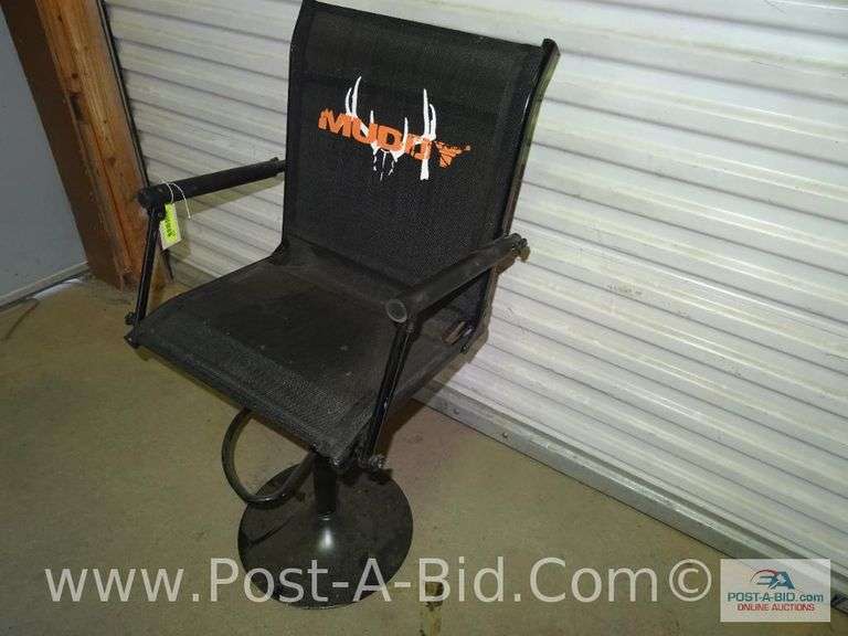 Muddy Hunting Chair. - Elsenpeter Auctions & Real Estate, Inc. dba Post ...