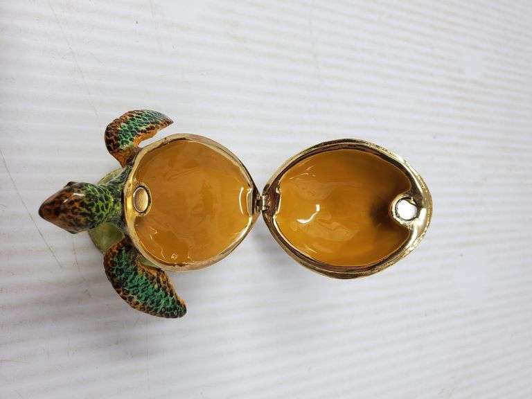 Sea turtle trinket box - Parrott Marketing Group