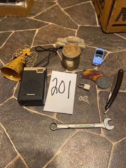 Lot of misc trinkets - Parrott