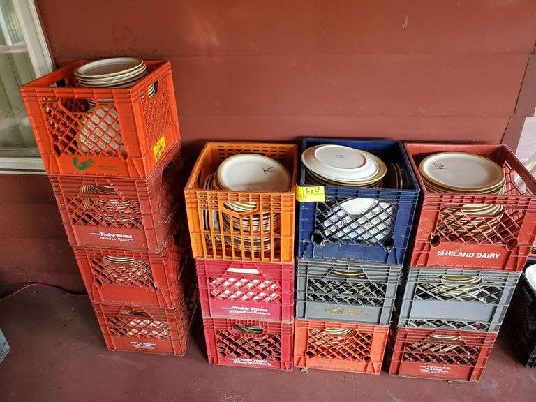 Large lot of Walker heavy duty china - Parrott Marketing Group