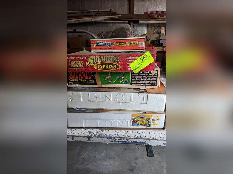 5 Train Sets (Lionel) - Parrott Marketing Group