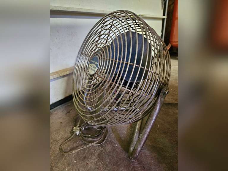 Patton High Velocity Floor Fan - Parrott Marketing Group