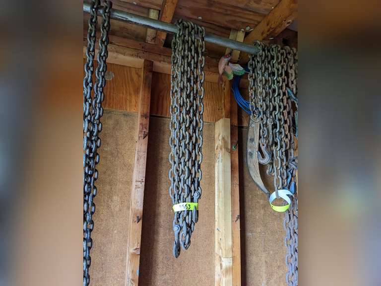 Log Chain with 2 Hooks - Parrott Marketing Group