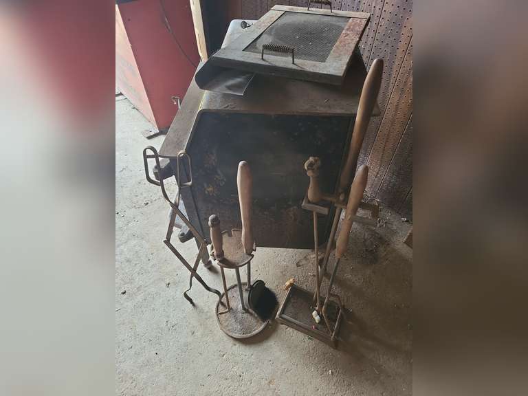 Old Timer Wood Stove With Accessories Parrott Marketing Group old-timer-wood-stove-with-accessories-parrott-marketing-group