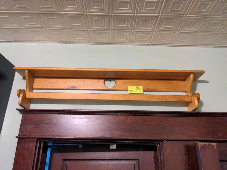 Quilt Shelf with Heart Cut Out with Small Heart Cut Out Shelf - Parrott ...