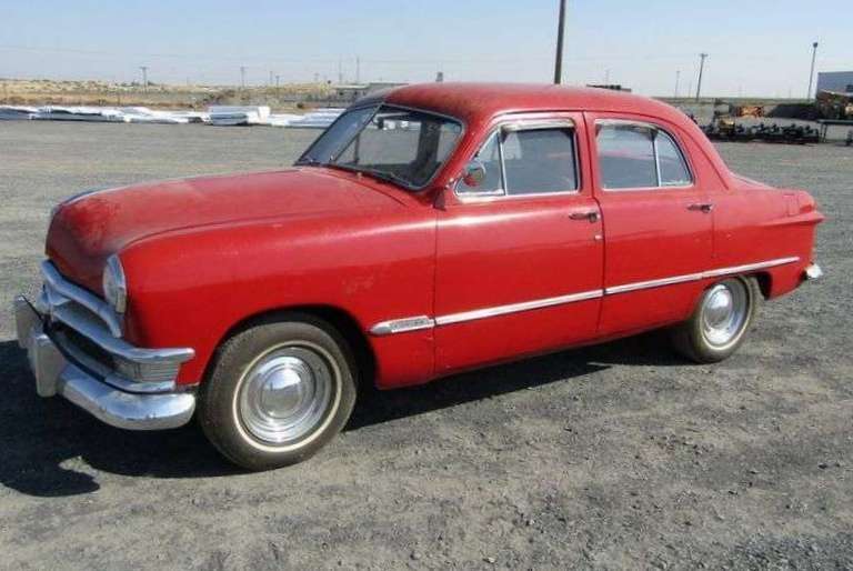 E-296 1950 Ford Custom Sedan - Pickett Auction Service