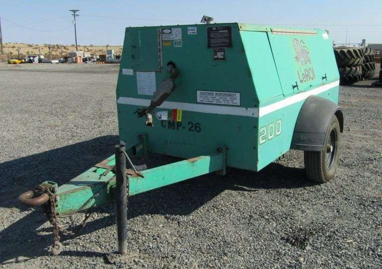 E-455 1998 LeRoi 200 CFM Portable Air Compressor - Pickett Auction Service
