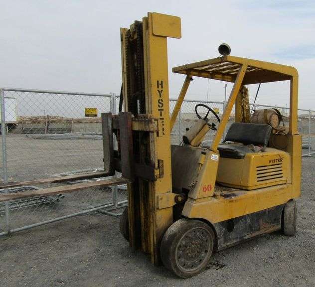 E-540 Hyster 60 Propane Forklift - Pickett Auction Service