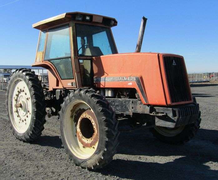 E-616 Allis Chalmers 8070 MFWD Tractor - Pickett Auction Service