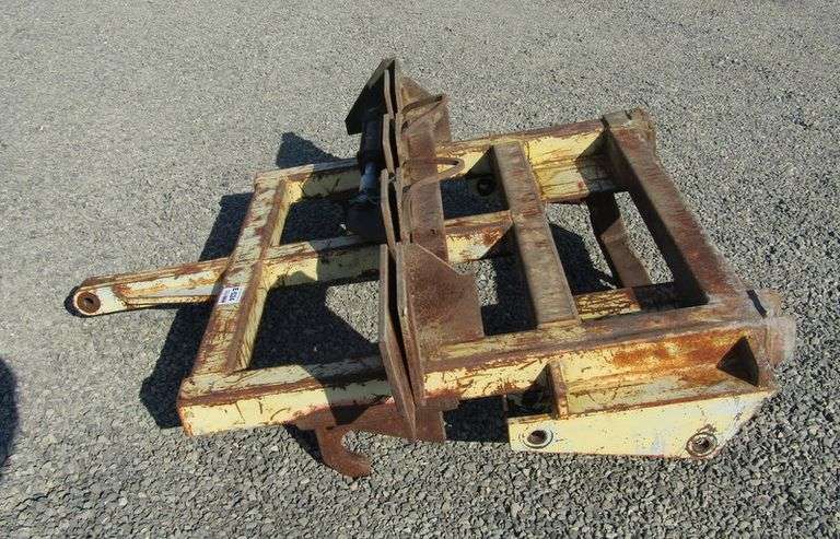 E-524 Quick Attach Frame - Pickett Auction Service