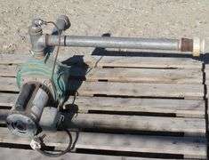 Z-701 Water Pump - Pickett Auction Service