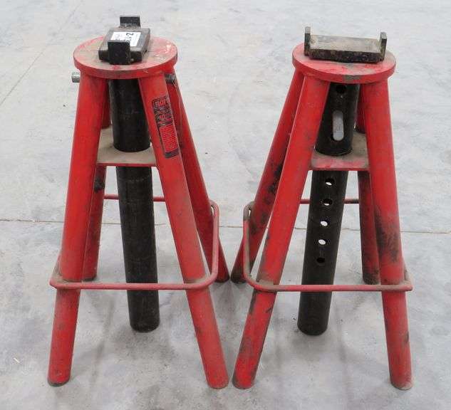 Z-1361 Bus Jacks - Pickett Auction Service