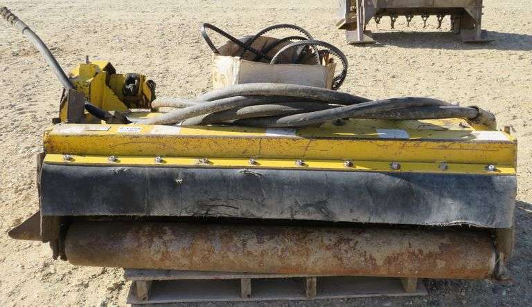 Z-1298 Tiger Flail 5' Mower - Pickett Auction Service