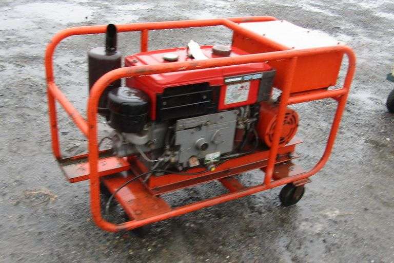 E-701 Yanmar TF160 Generator/ Welder - Pickett Auction Service