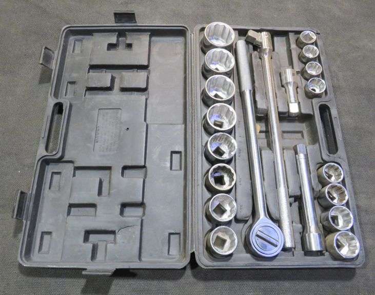 T-215 Pittsburg Jumbo Socket Set - Pickett Auction Service