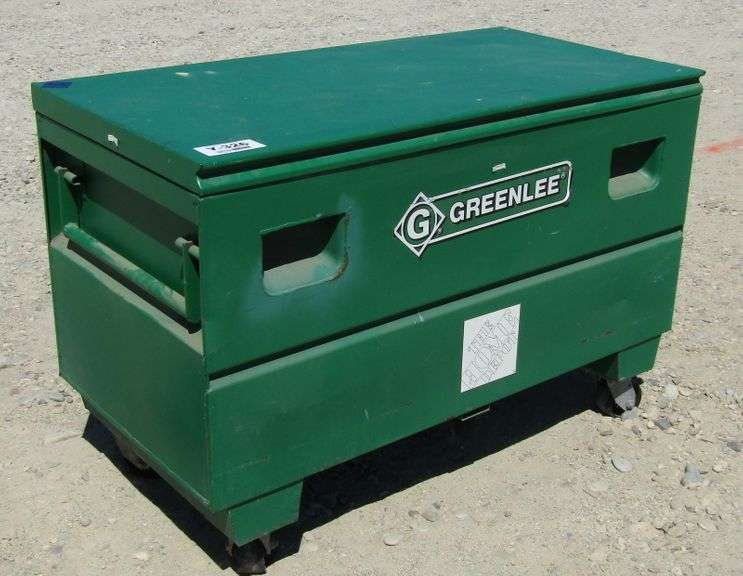 Y-326 Greenlee Job Box - Pickett Auction Service