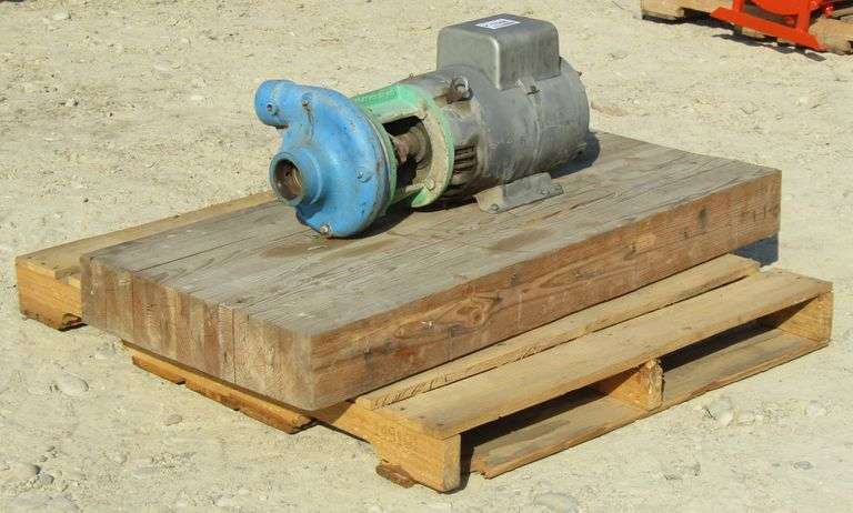 Y-1546 Irrigation Pump - Pickett Auction Service