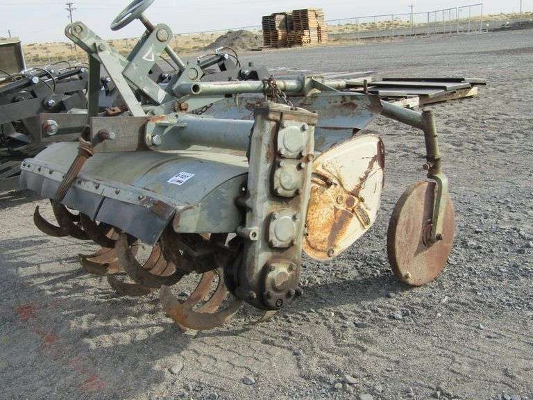 E-127 3-Point Yanmar R5 1400 Rototiller - Pickett Auction Service