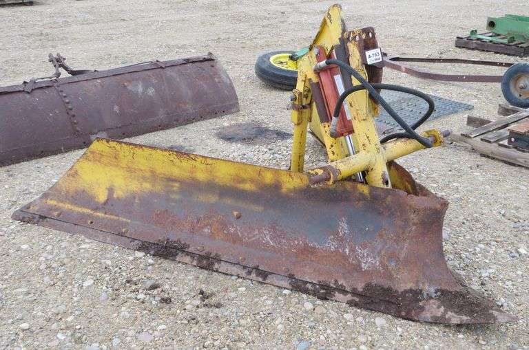 A-763 3-Point Ditcher - Pickett Auction Service