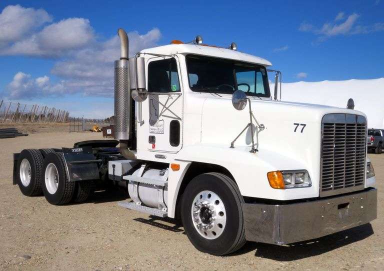 B-1191 1997 Freightliner FL120 Classic Truck Tractor - Pickett Auction ...