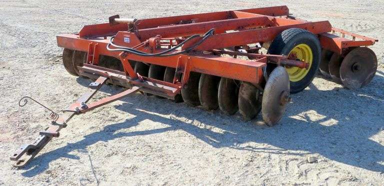 B-420 Case Pull Type Offset Disc - Pickett Auction Service