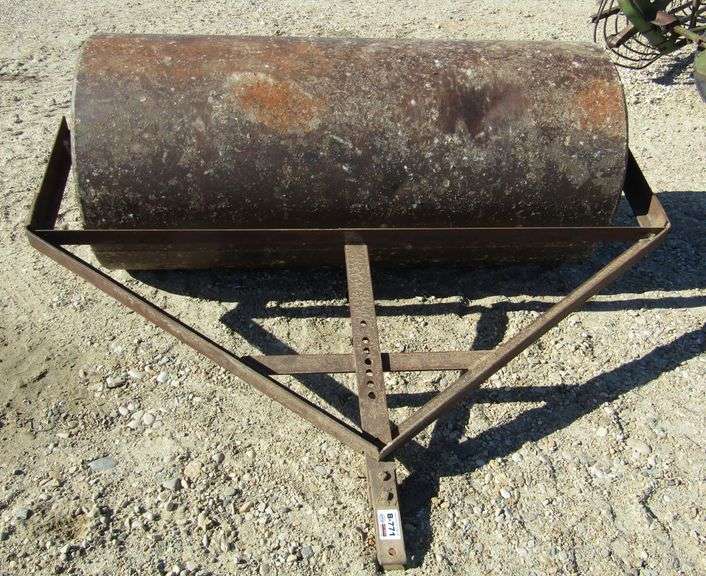B-771 Steel Drum roller - Pickett Auction Service