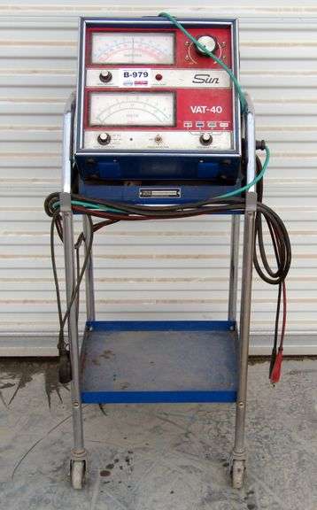 B-979 SUN VAT-40 Analyzer - Pickett Auction Service