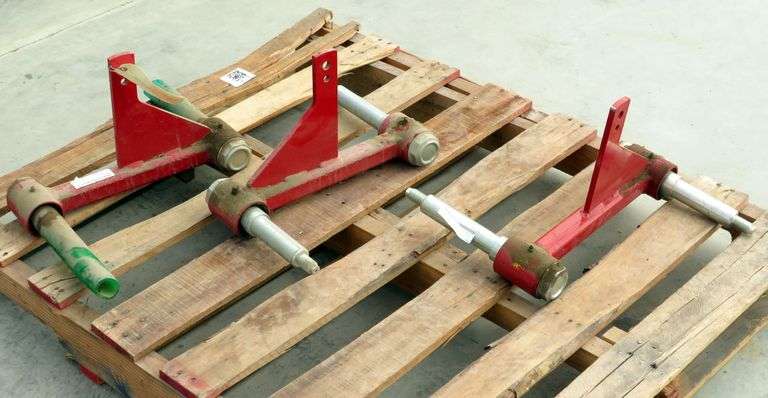 B-774 Hay Rake Spindles - Pickett Auction Service
