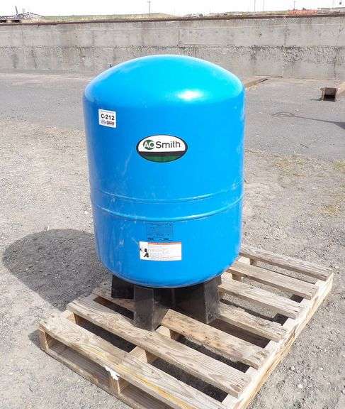 C-212 AO Smith Pressure Tank - Pickett Auction Service