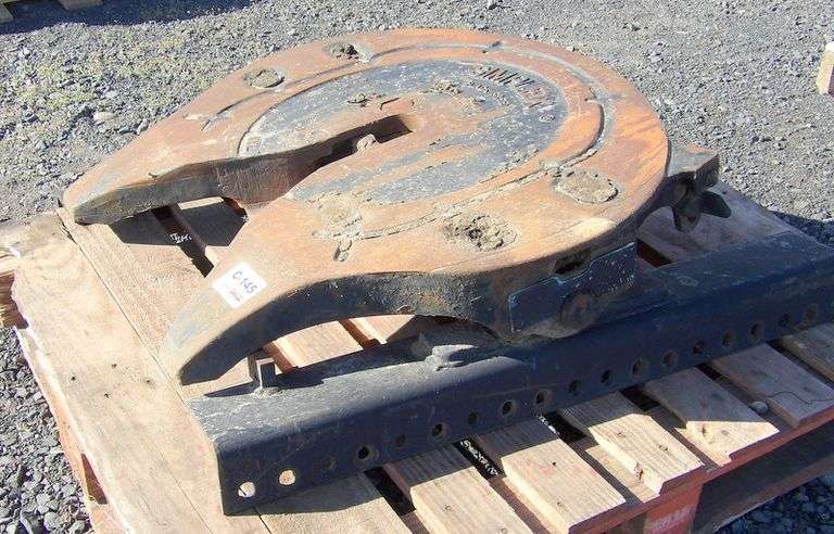 C-145 Simplex 5th Wheel Plate - Pickett Auction Service
